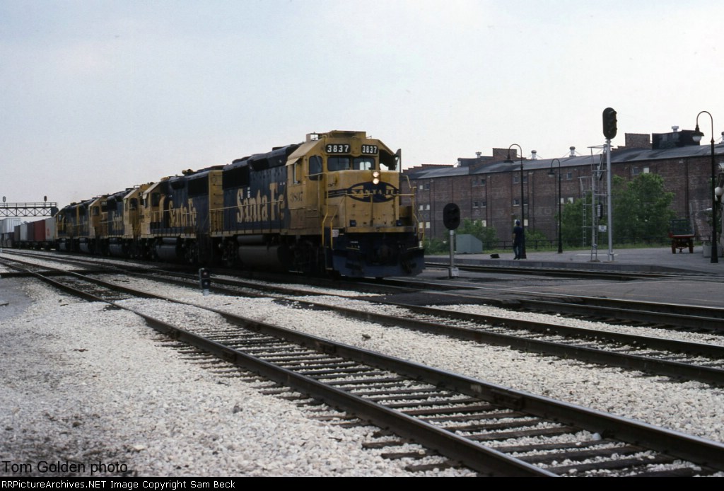 ATSF 3837, 3812, and 3820